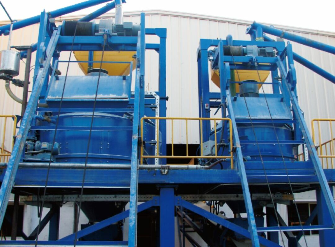 RTQT18 Automatic Block Production Line - REIT Machine Block Making ...